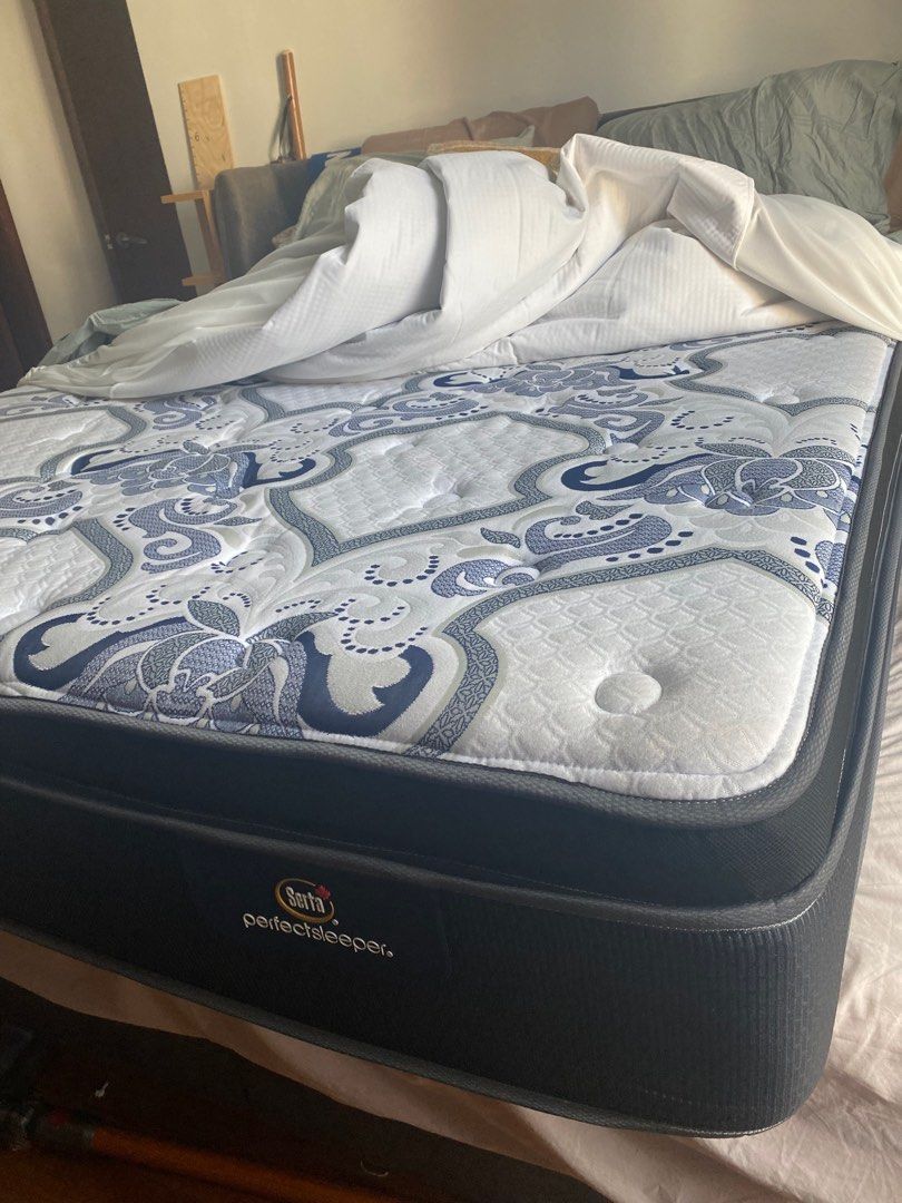Canadian sized Serta " Perfect Sleeper", Furniture & Home Living ...