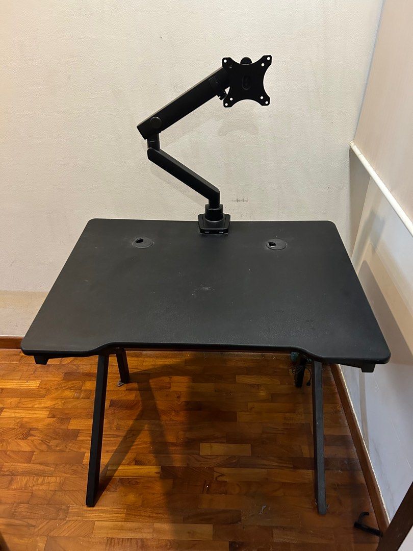 Computer gaming table with monitor arm attached, Furniture & Home ...