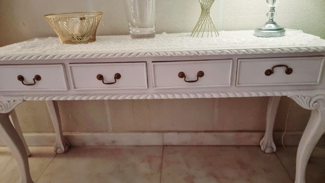 Console table, Furniture & Home Living, Furniture, TV Consoles on Carousell