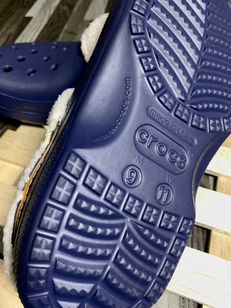 Crocs Mammoth Unisex, Men's Fashion, Footwear, Slippers & Slides on ...