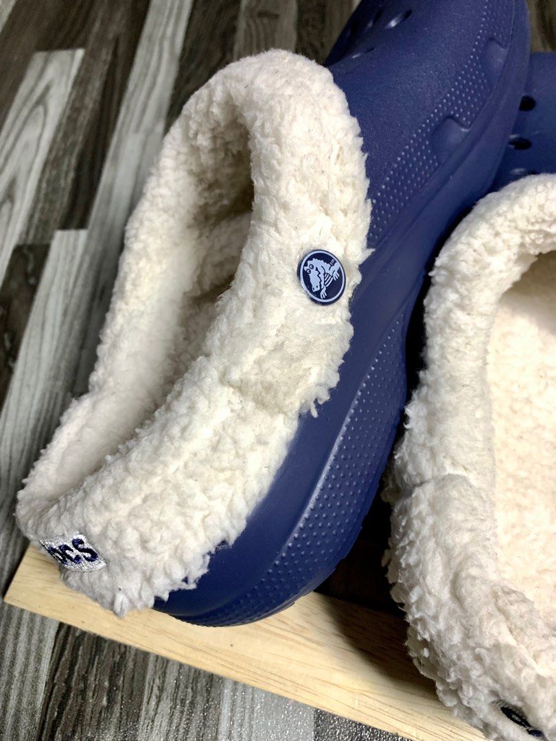 Crocs Mammoth Unisex, Men's Fashion, Footwear, Slippers & Slides on ...