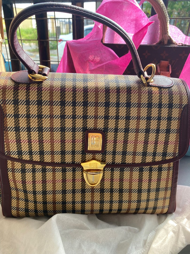 Daks handbag, Luxury, Bags & Wallets on Carousell