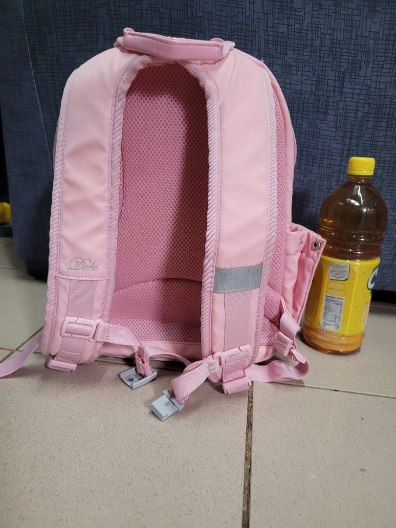 DAKS standalone kids backpack with padding, Women's Fashion, Bags ...