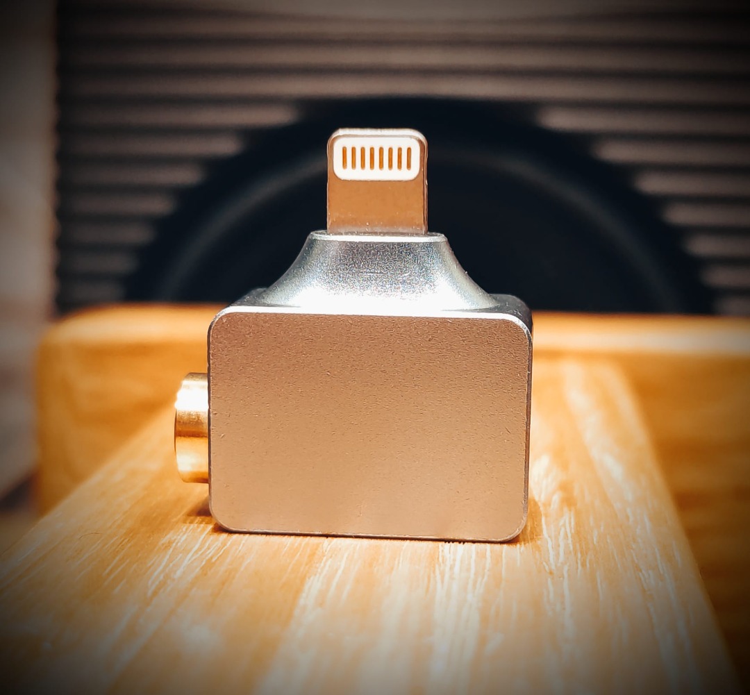 ddHiFi TC44A Apple Lightning to 4.4mm Headphone Adapter (CS43131 DAC ...