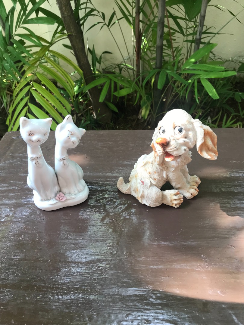 Dog n Cat figurines. Dog figurine dimension 15 x 13 x 12cm. Cat ...