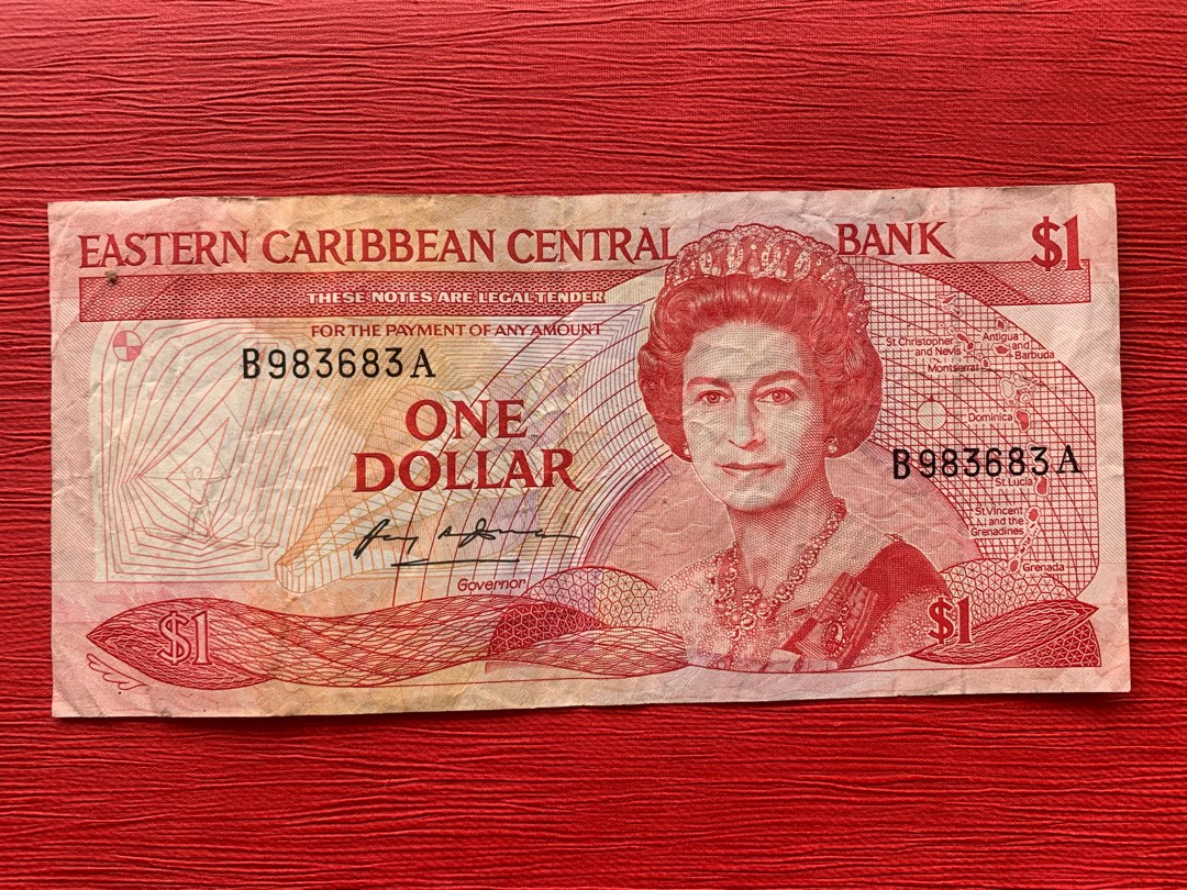 Eastern Caribbean 1 Dollar QEII 1988 Banknote, Hobbies & Toys ...