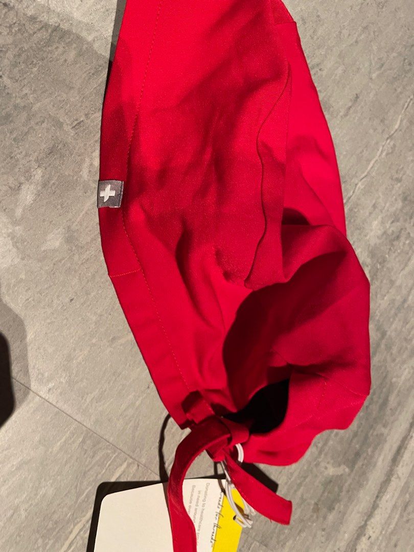 Figs red operating theatre / hospital caps, Women's Fashion, Watches ...