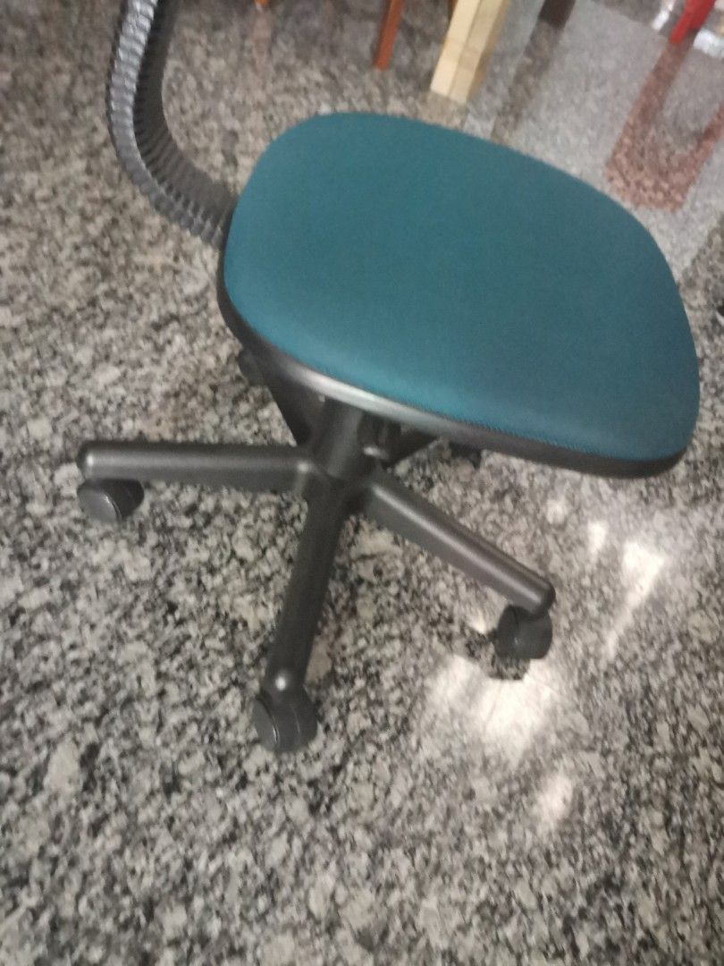 Free computer chair, Furniture & Home Living, Furniture, Chairs on ...