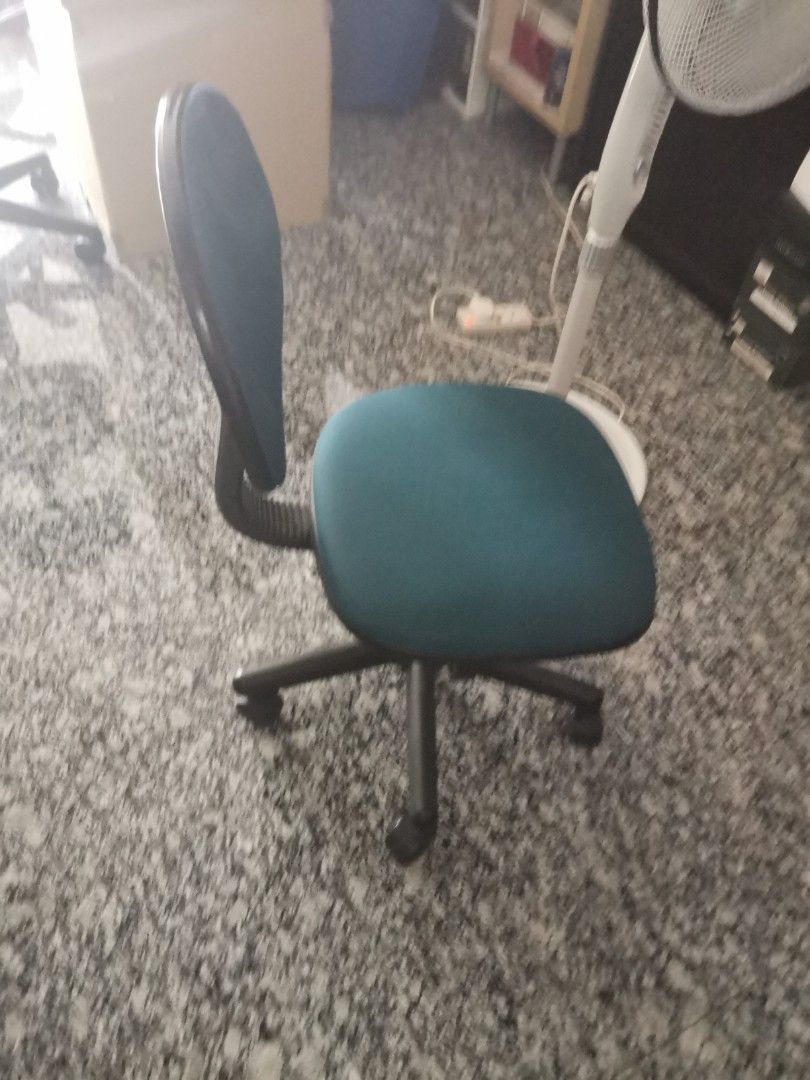 Free computer chair, Furniture & Home Living, Furniture, Chairs on ...