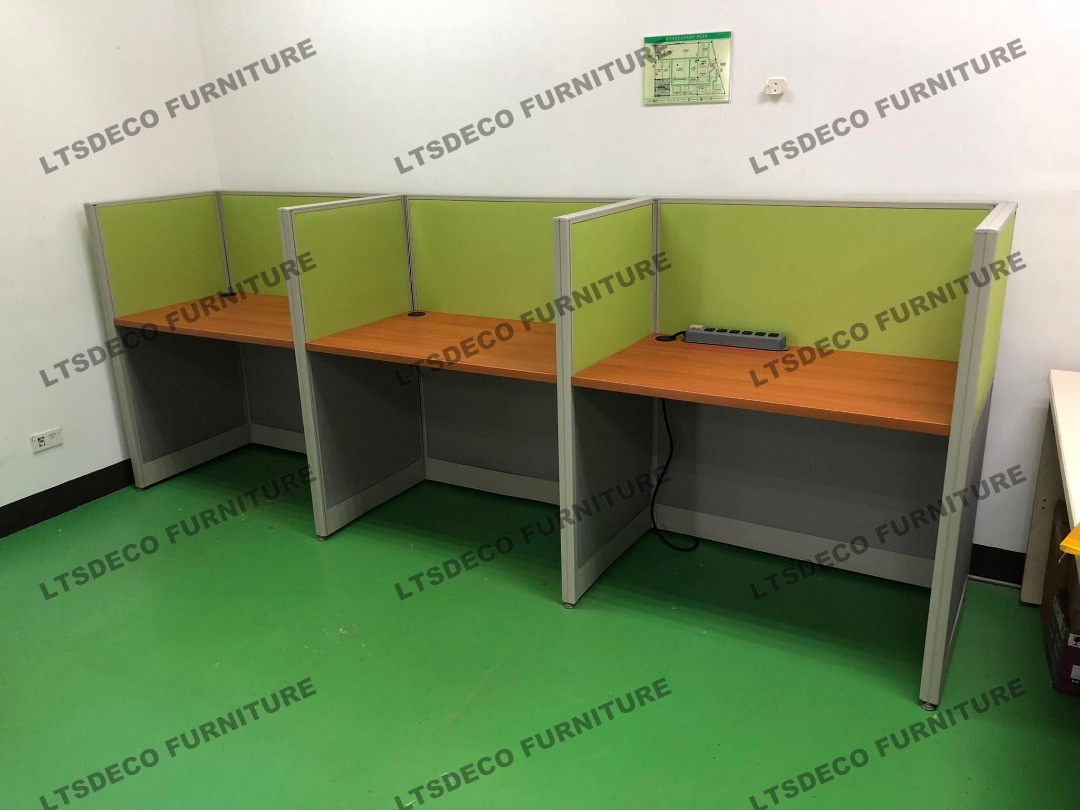 FULL FABRIC WORKSTATION CUBICLE OFFICE PARTITION, Furniture & Home ...