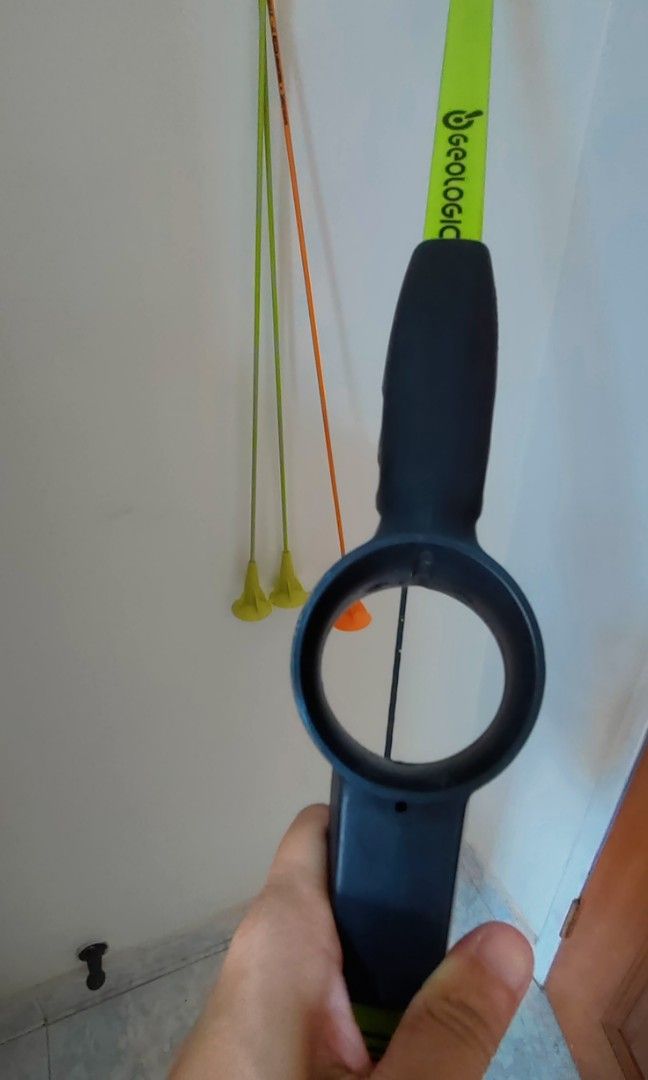 Geologic Discovery 100 Archery Bow + 3 Arrows, Sports Equipment, Other ...