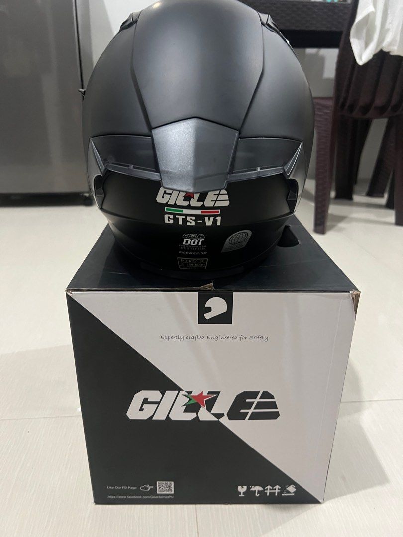 Gille Helmet GTS-V1 Matte Black, Sports Equipment, Other Sports ...