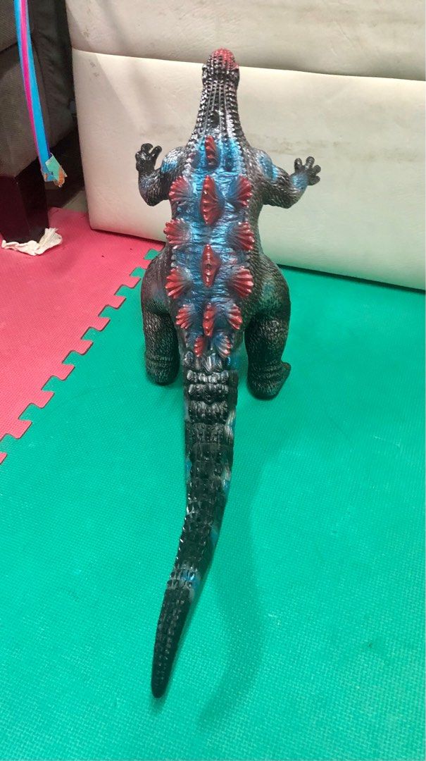 Godzilla Rubber Toy with Sound, Hobbies & Toys, Toys & Games on Carousell