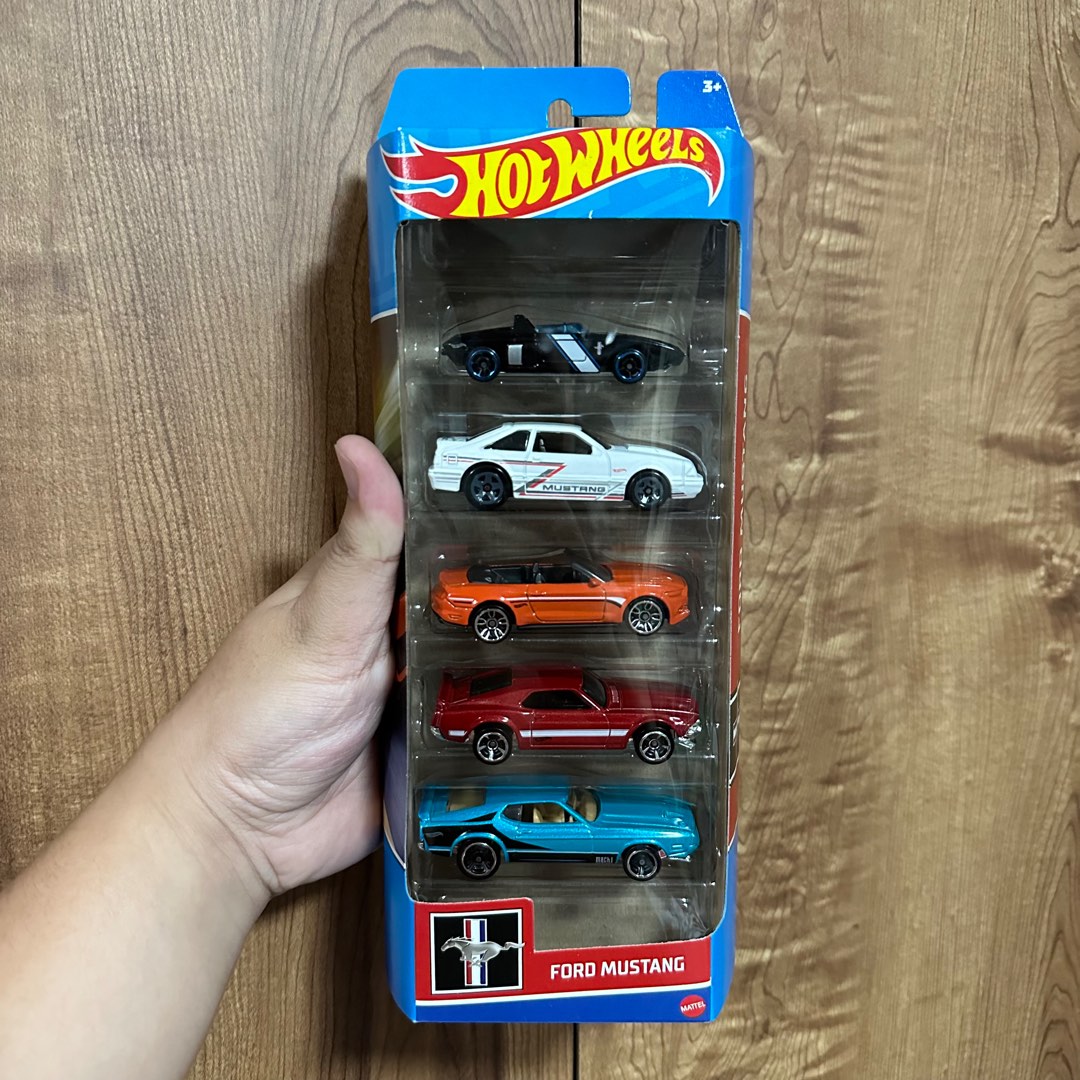 Hot Wheels Mustang 5 Pack