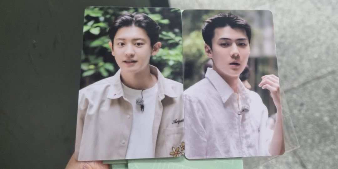 WTS Instock EXO Ladder Pop Up Store Official MD & Lucky Draw Cards ...