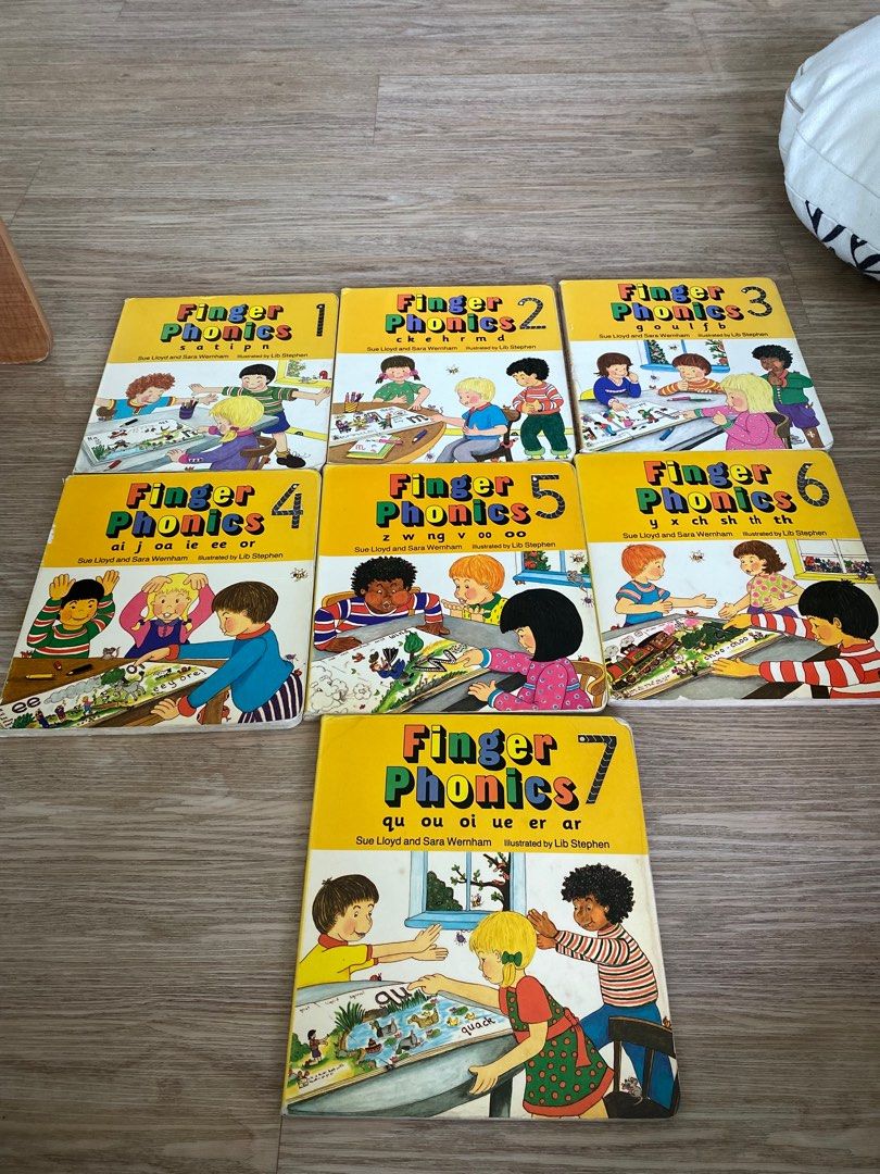 Jolly Phonics Complete Set of 7 Finger Phonics Books, Hobbies & Toys ...