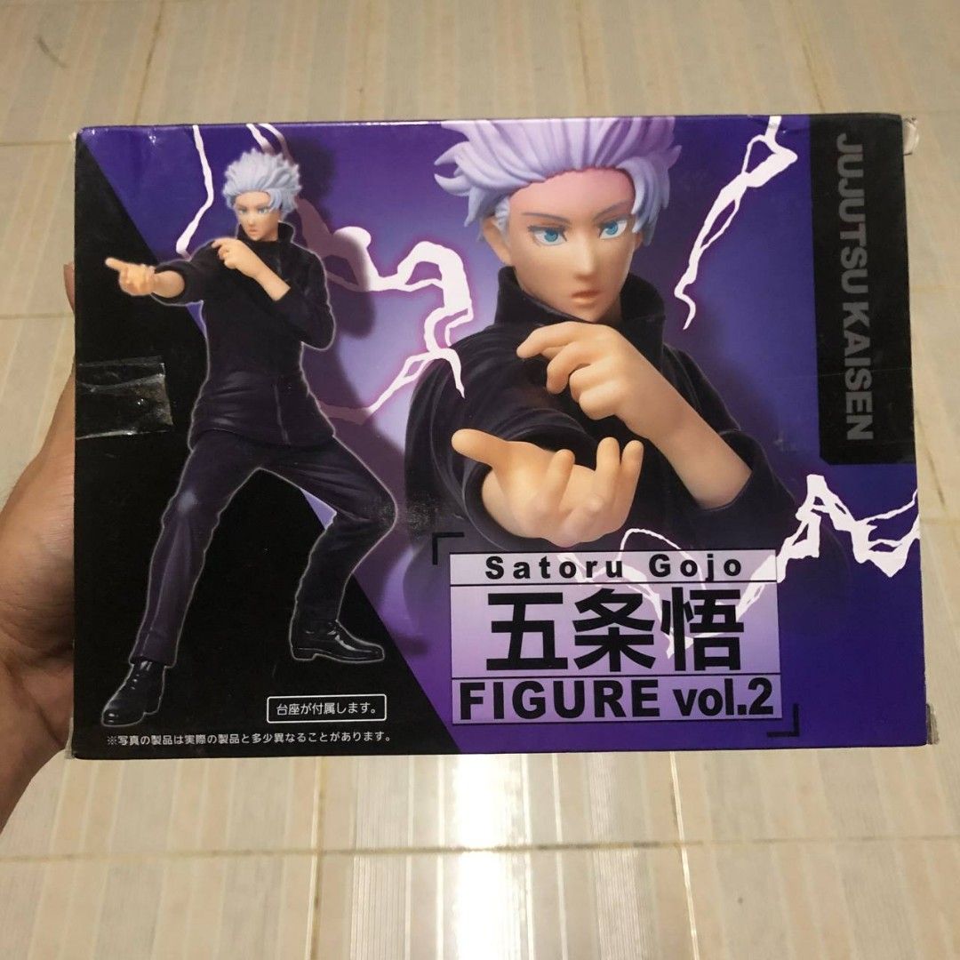 JUJUTSU KAISEN GOJO VOL. 2, Hobbies & Toys, Toys & Games on Carousell