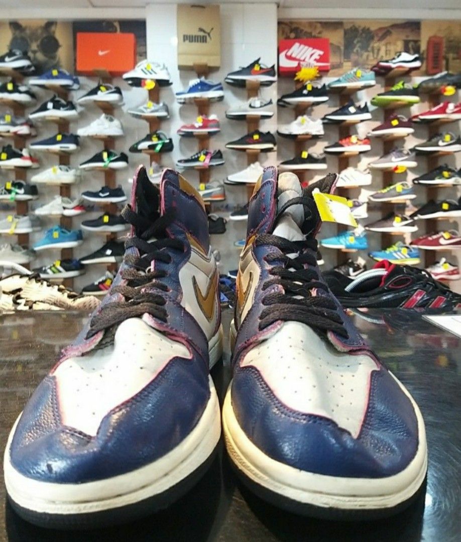 Kasut Nike Air Jordan 1 Retro OG SB, Luxury, Sneakers & Footwear on ...