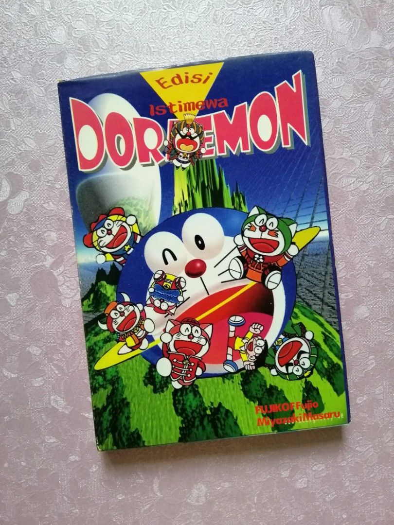 KOMIK - DORAEMON EDISI ISTIMEWA (SP04005), Hobbies & Toys, Books ...