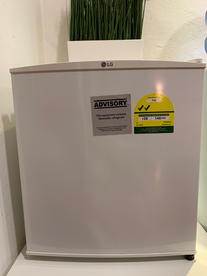 LG Bar Fridge 43L, TV & Home Appliances, Kitchen Appliances ...