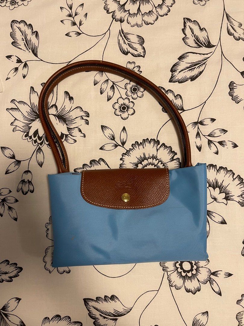 Longchamp le pliage baby blue, Women's Fashion, Bags & Wallets ...