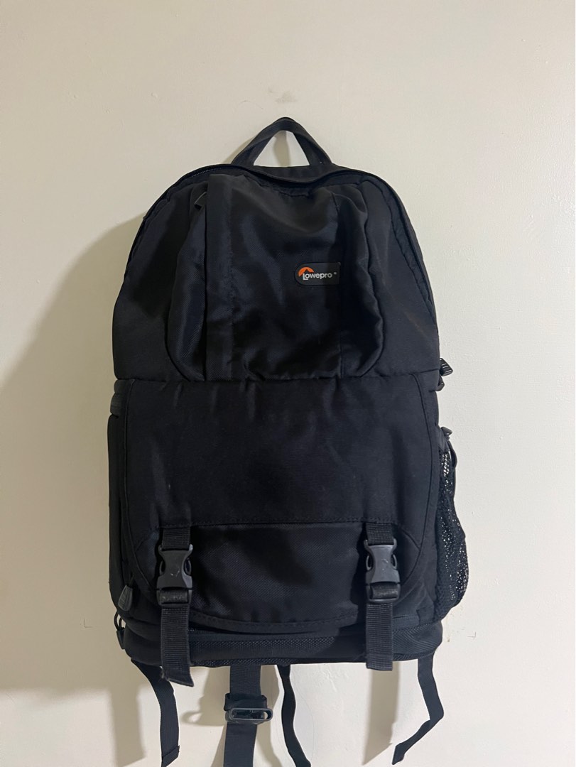 Lowepro Fastback 350, Men's Fashion, Bags, Backpacks on Carousell