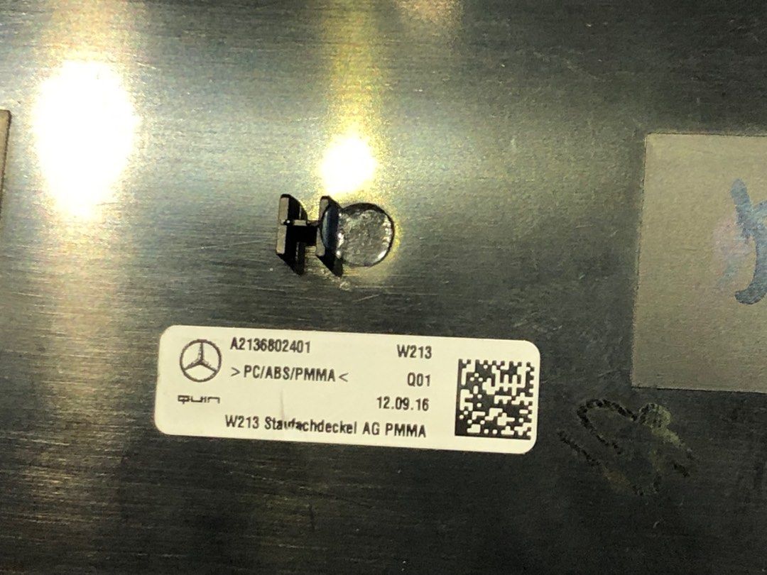 MERCEDES BENZ 賓士 E系列 W213 E CLASS 原廠 中控飾板, 汽機車零配件在旋轉拍賣