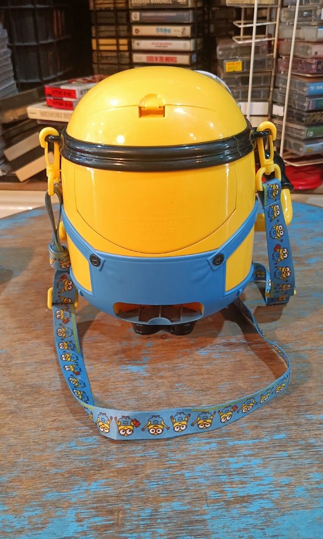 Minion container popcorn, Hobbies & Toys, Collectibles & Memorabilia ...
