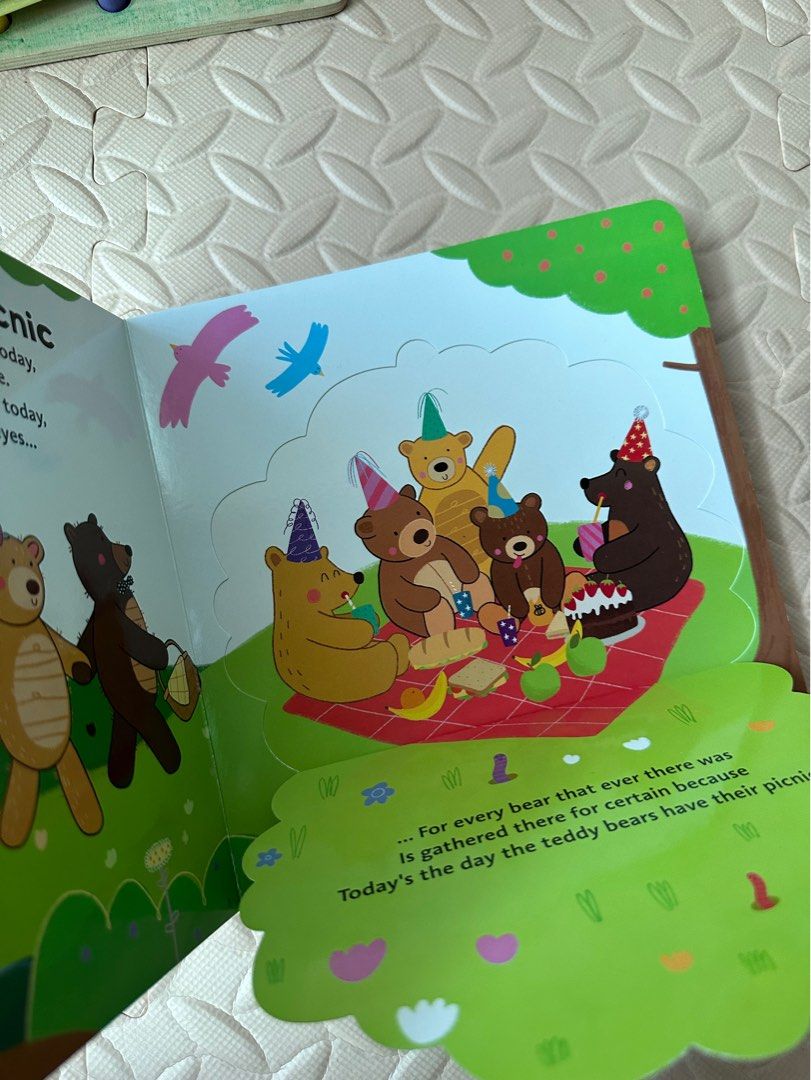 Nursery Rhymes (Lift-the-Flap), Hobbies & Toys, Books & Magazines ...