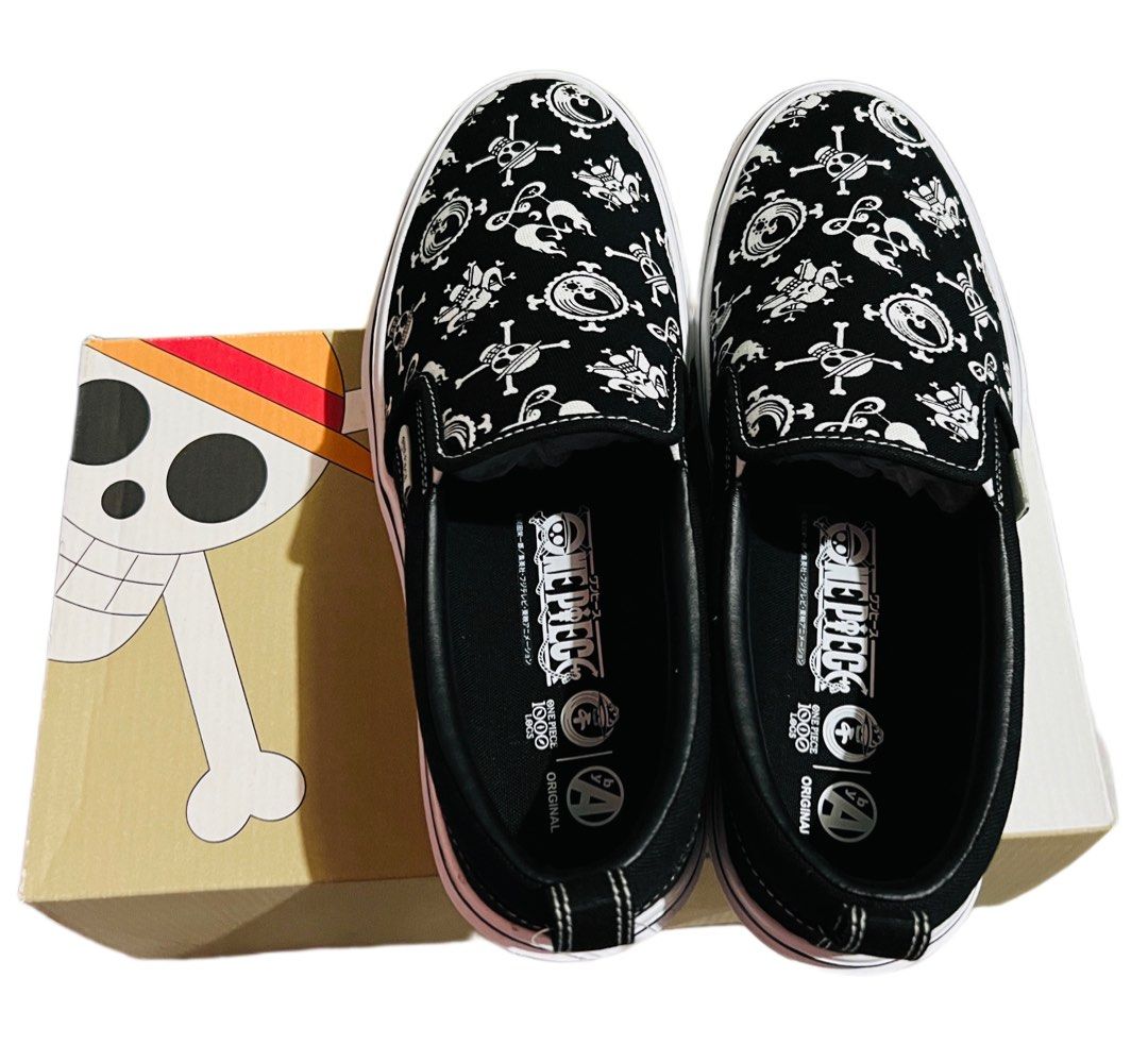 ONE PIECE CREST LOGO (By A), Men's Fashion, Footwear, Sneakers on Carousell
