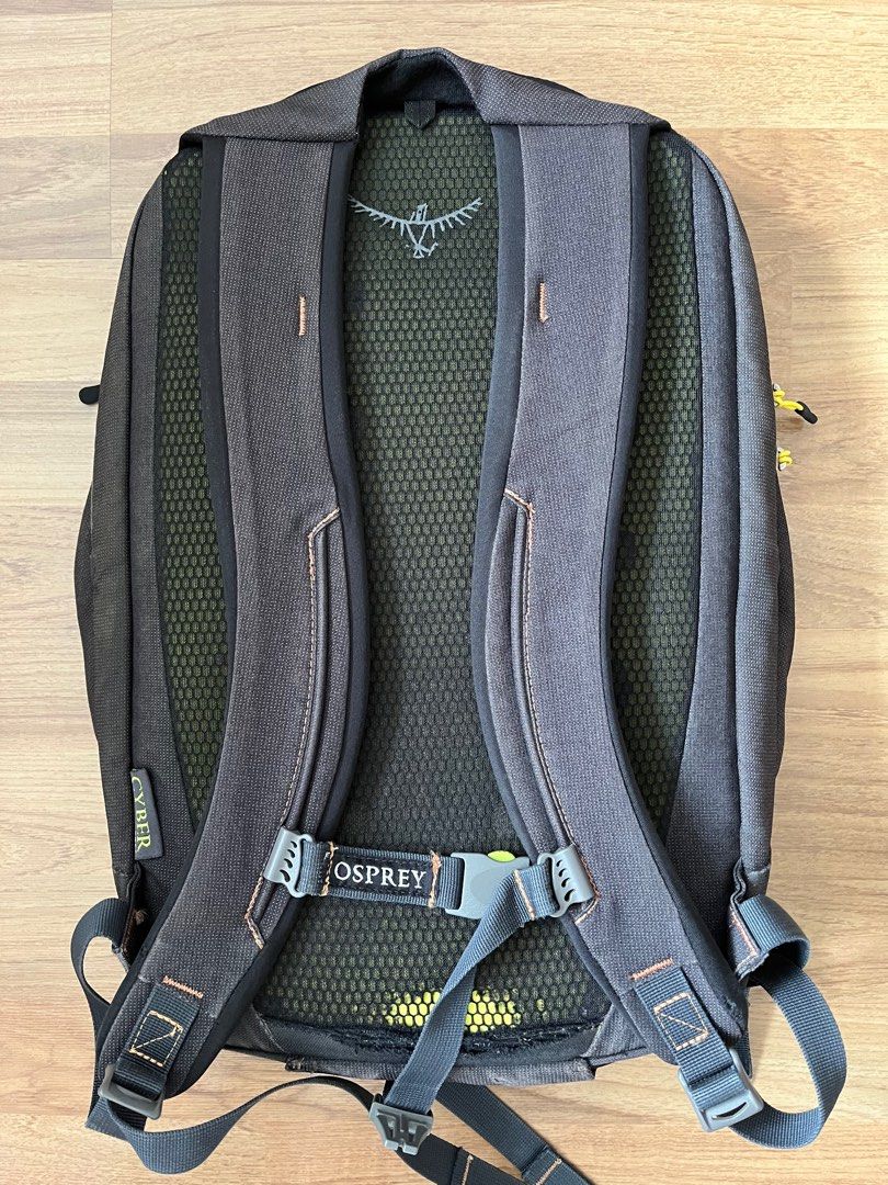 Osprey Cyber Port Daypack, Men's Fashion, Bags, Backpacks on Carousell