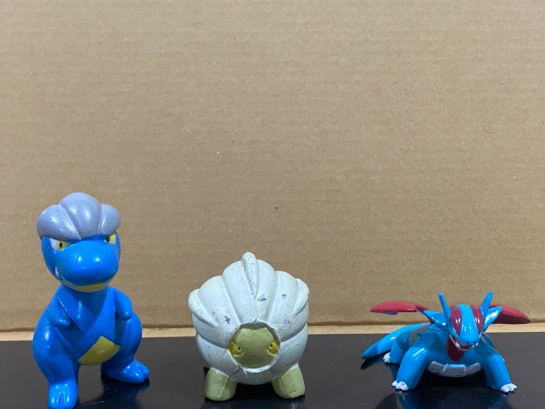 Pokemon Bagon Shelgon Salamence Tomy Figure, Hobbies & Toys, Toys ...
