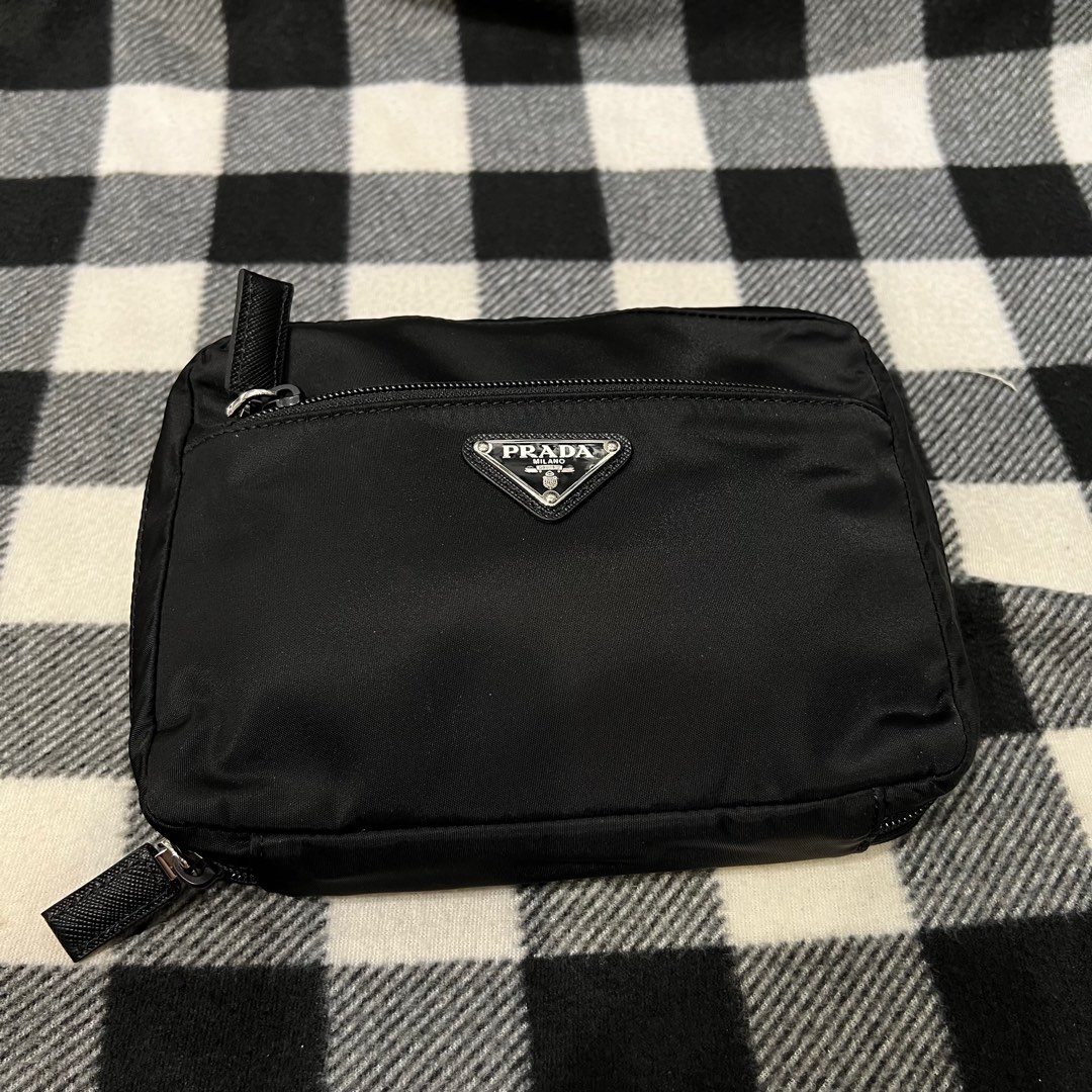 Pouch prada, Barang Mewah, Tas & Dompet di Carousell