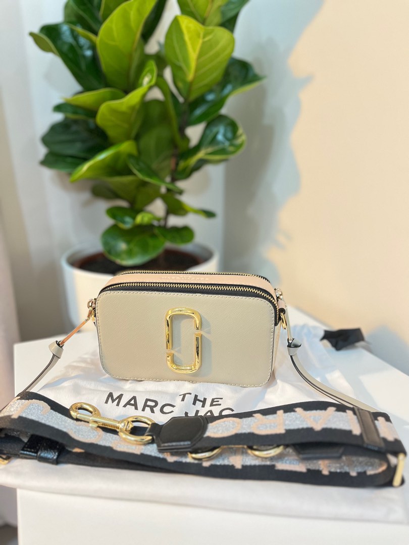 Pre loved Original Marc Jacobs Camera Bag, Luxury, Bags & Wallets on ...