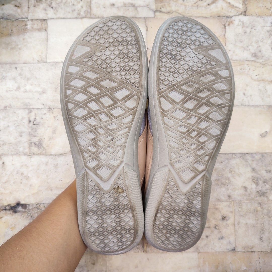 Preview Sandals in Beige US8 Shopee checkout avail, Women's Fashion ...