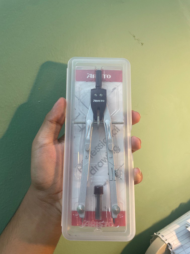 Professional artist compass, Hobbies & Toys, Stationery & Craft ...