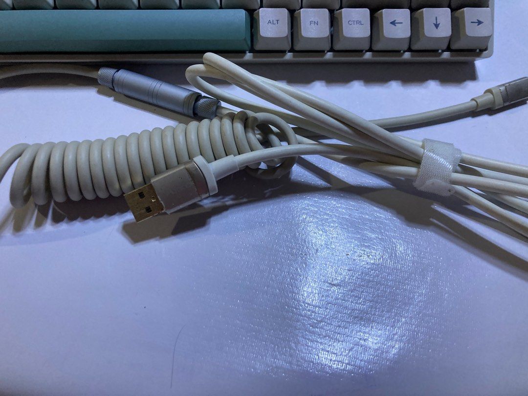 READ: AKKO 9009 Retro 3068 Mechanical Keyboard (Brown Switch ...