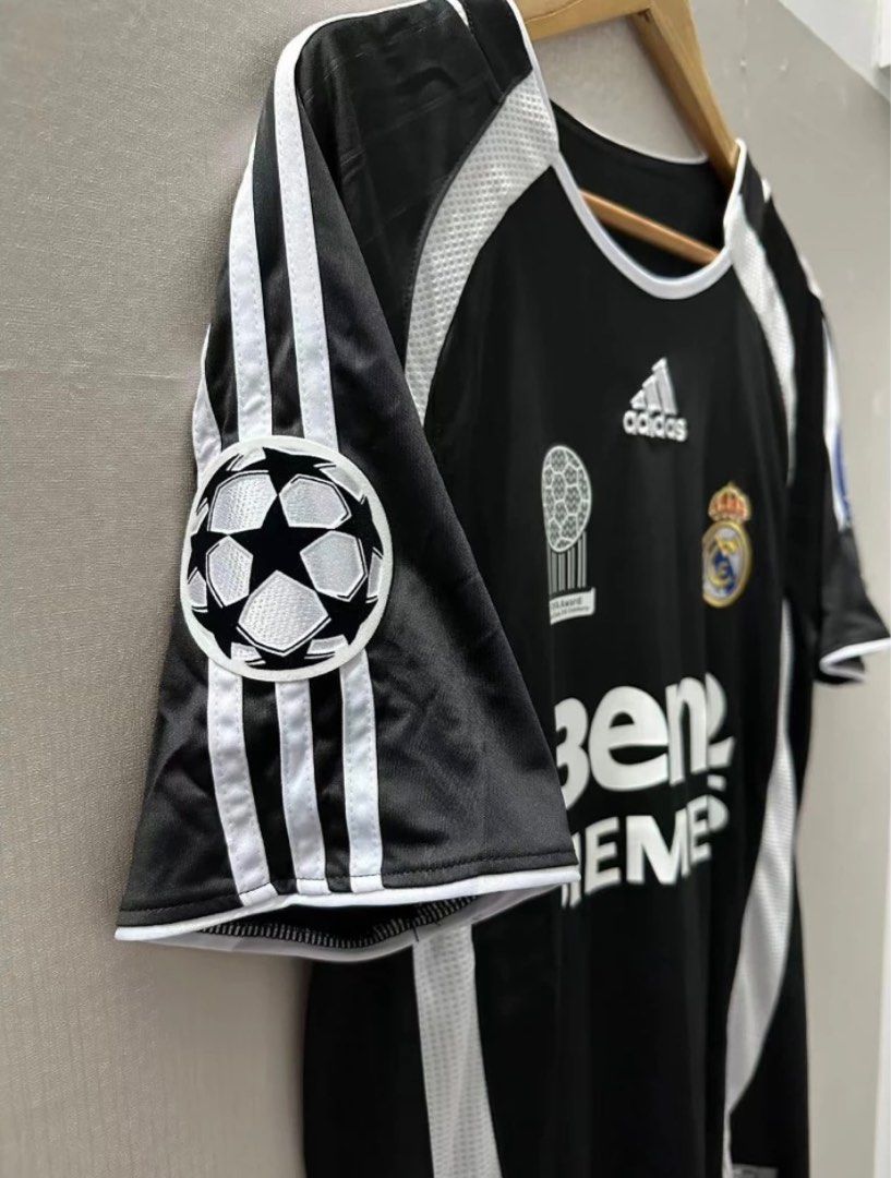 Real Madrid 06/07 away jersey, Men's Fashion, Activewear on Carousell