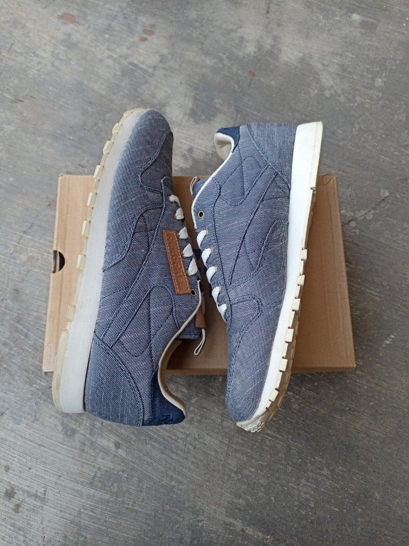 REEBOK CLASSIC LEATHER DENIM (ORIGINAL RESMI PT. MAP), Fesyen Pria ...