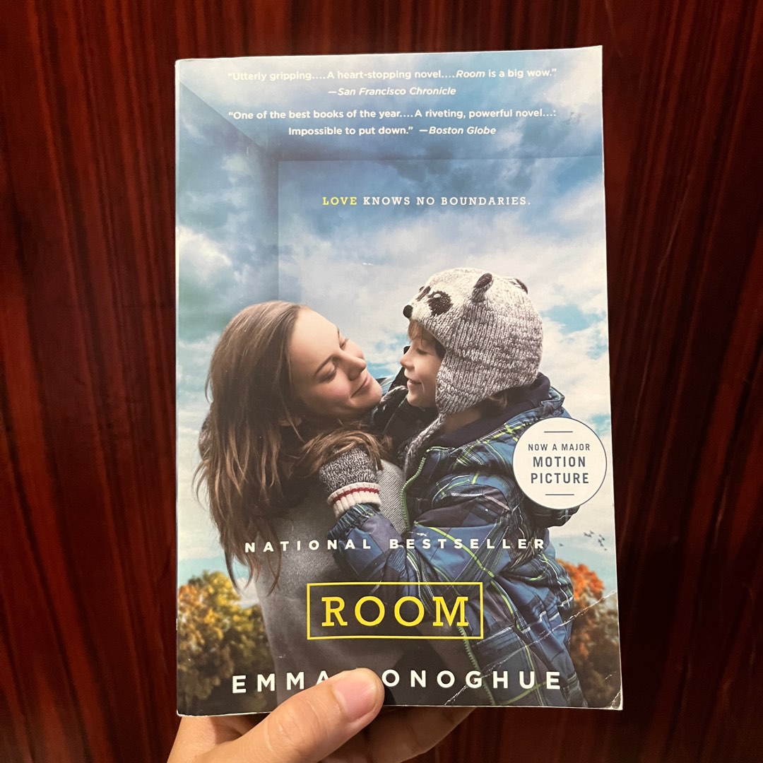 Room - Emma Donoghue, Hobbies & Toys, Books & Magazines, Fiction & Non ...