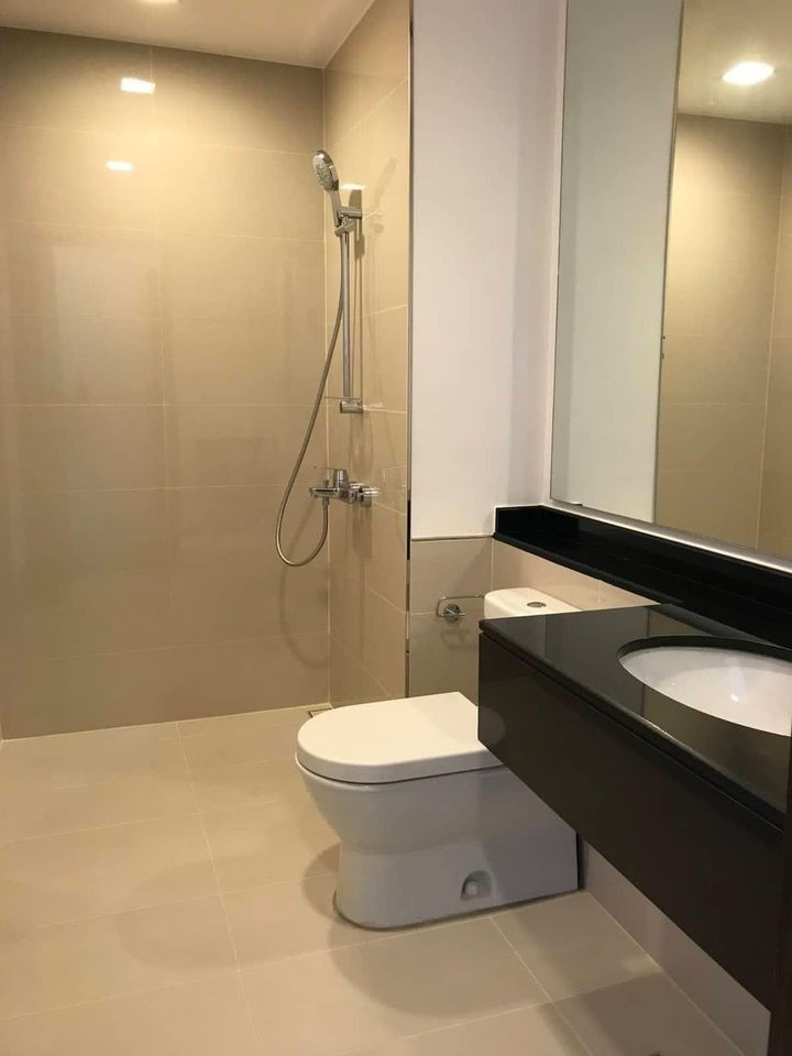 rush for rent the suites bgc The Suites at One Bonifacio High Street ...