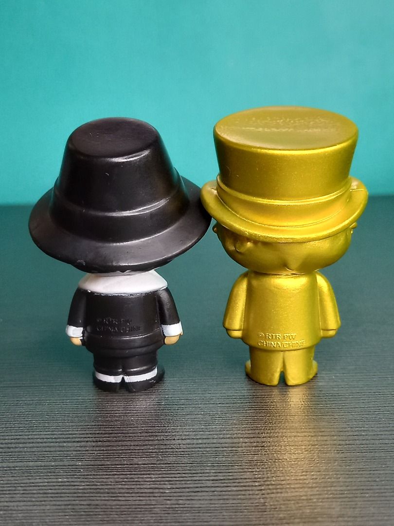 Ryan's World Ultimate Gold and Massachusetts Pilgrim Figure 2" Set of 2 ...