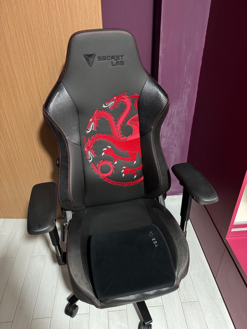 Secretlab TITAN 2020 - House Targaryen, Furniture & Home Living ...