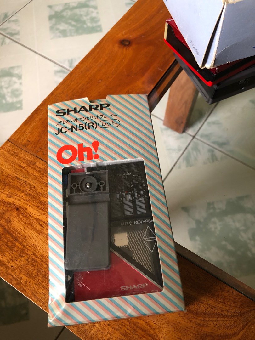Sharp cassette player walkman, Audio, Portable Music Players on Carousell