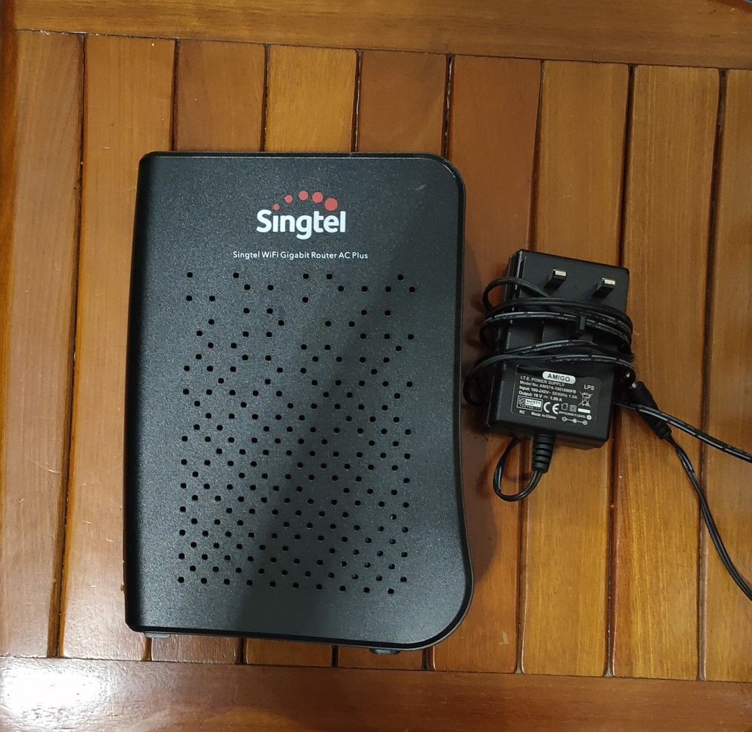 Singtel WiFi gigabit router, Computers & Tech, Parts & Accessories ...