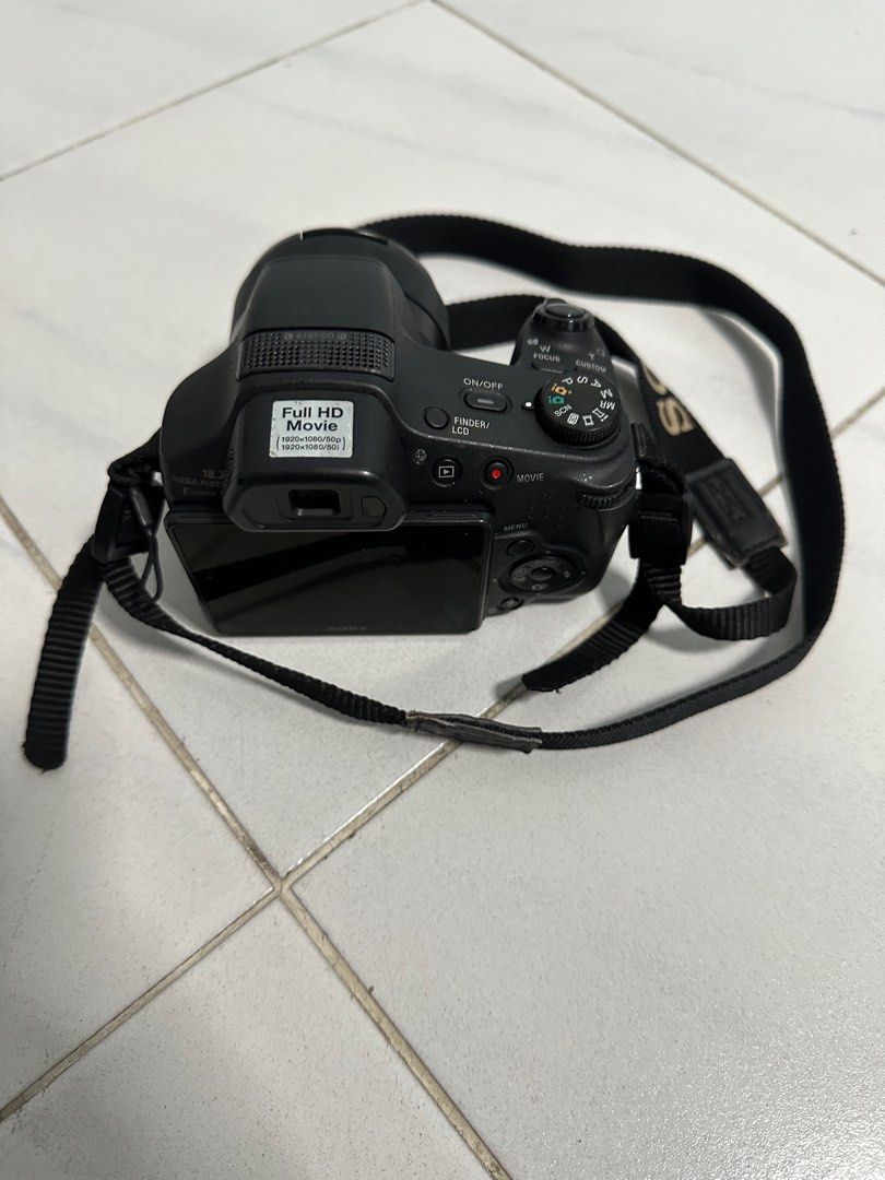 Sony DSC HX350 compact camera, Photography, Cameras on Carousell