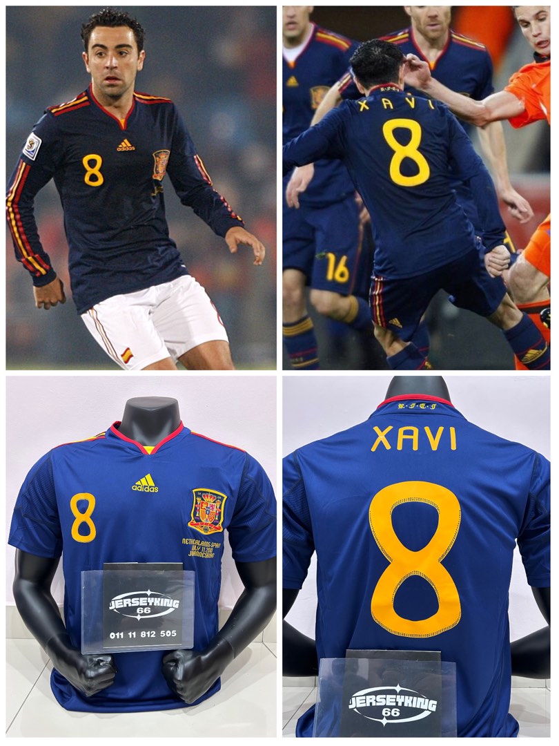 Spain World Cup 2010 Away - Xavi/8, Men's Fashion, Activewear on Carousell