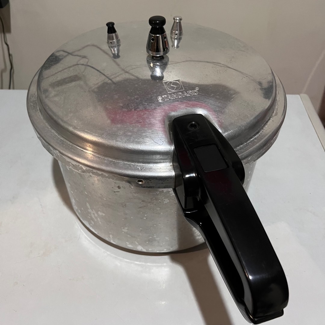 Standard Pressure Cooker 10 Quarts, Furniture & Home Living ...