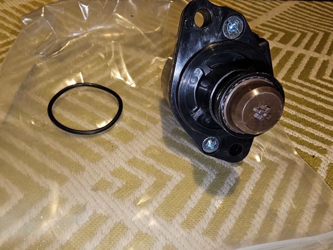 Suzuki Vitara 1.6 and 2.0L IAC Valve, Car Parts & Accessories, Engine ...