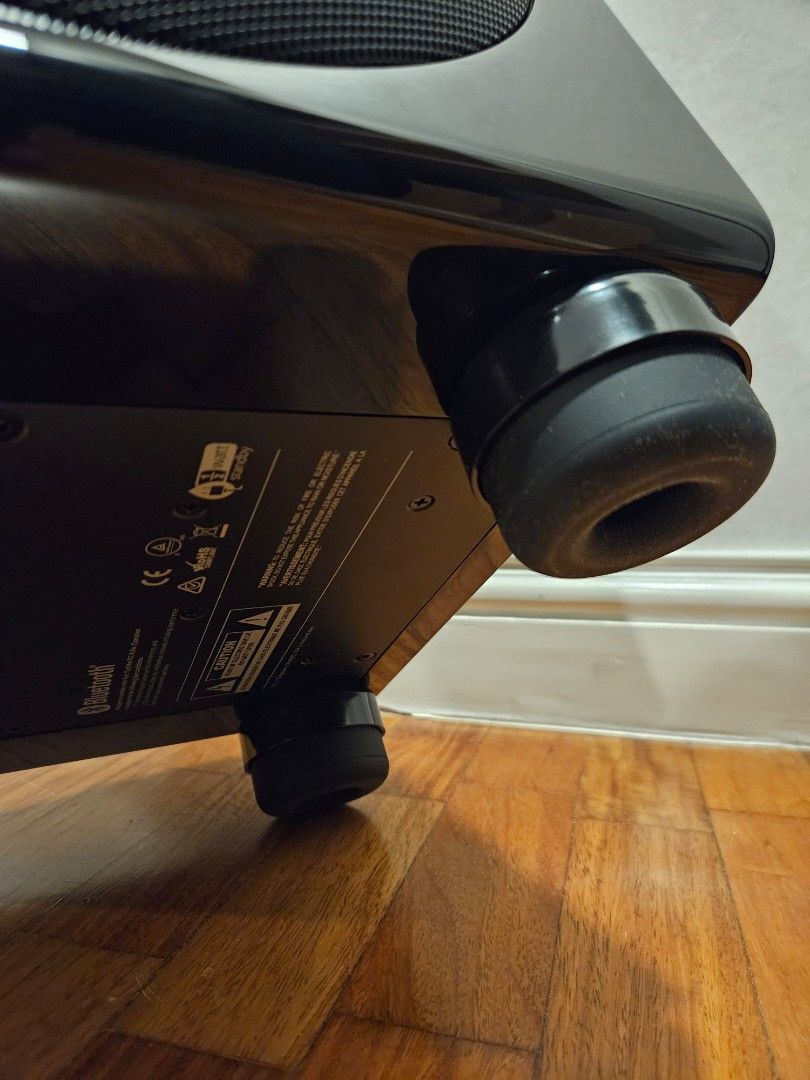 SVS SB3000 Micro, Audio, Soundbars, Speakers & Amplifiers on Carousell